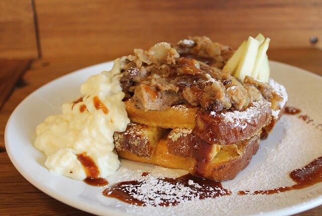 Bread and Butter Pudding: Super Unhealthy & Tasty Dessert ...
